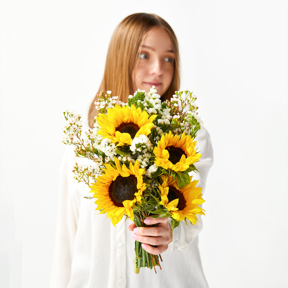 The Frankie | A Happy Sunflower Posy | Floraly