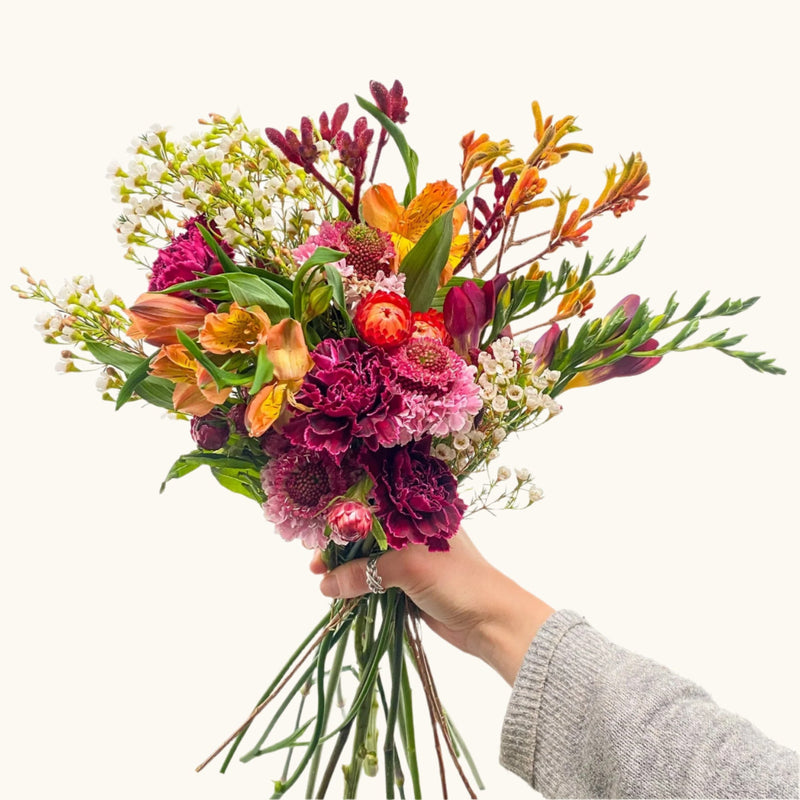 Florist's Pick By Floraly - Send Fresher Flowers